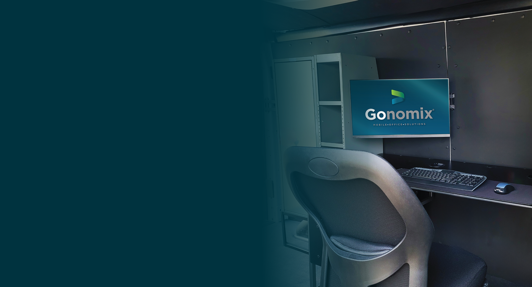 Gonomix: desks & accessories for your mobile office